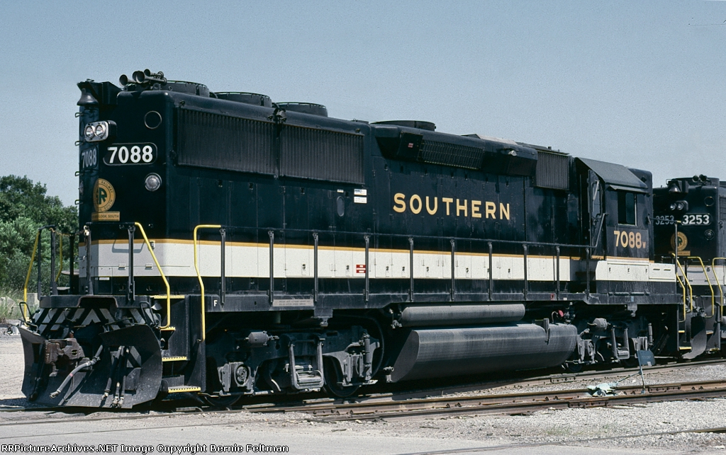 Southern Railway GP50 #7088 in the yard
